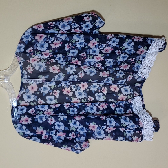 Knitworks | Shirts & Tops | Knit Works Floral Kimono | Poshmark